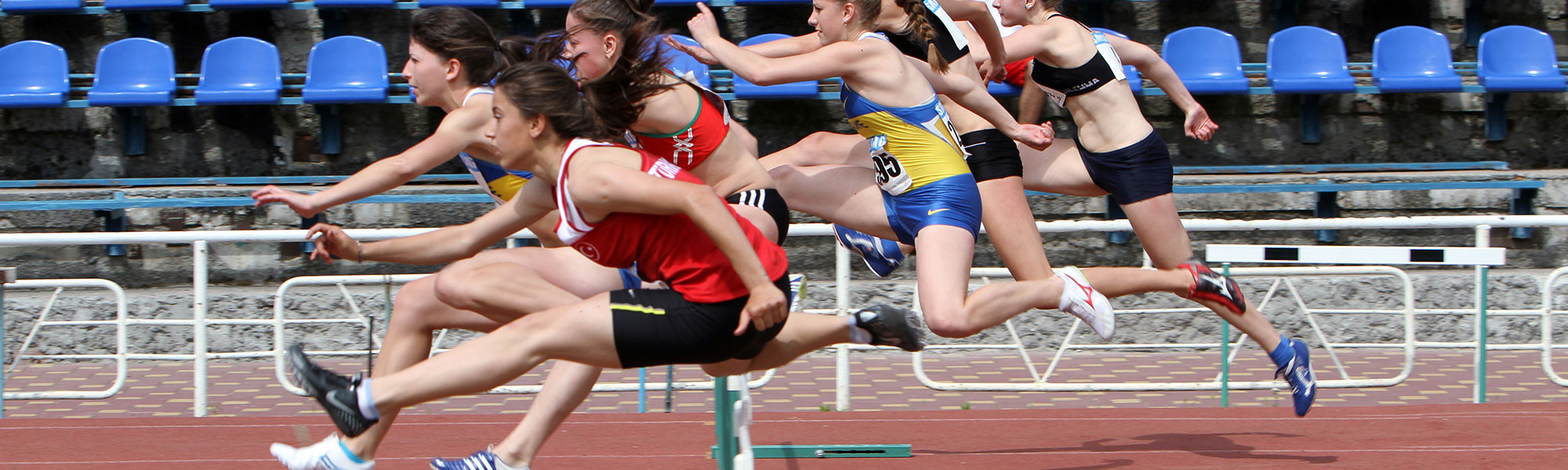 jumping-hurdles-header | Hacienda La Puente USD